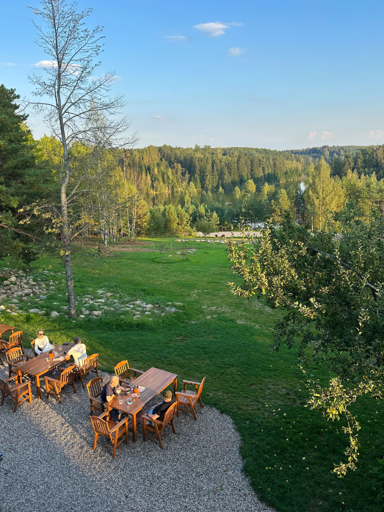 Puhkus looduse keskel: Ilmaveere butiikhotell ja suitsusaun Setomaal ...